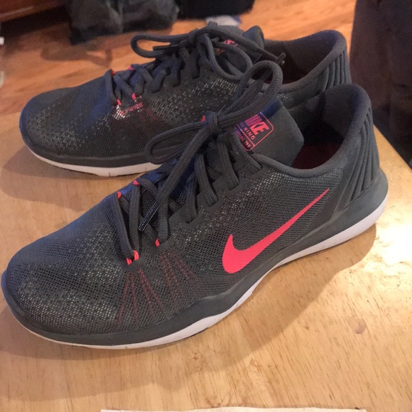 Nike | Shoes | Nike Flywire Training Shoes | Poshmark